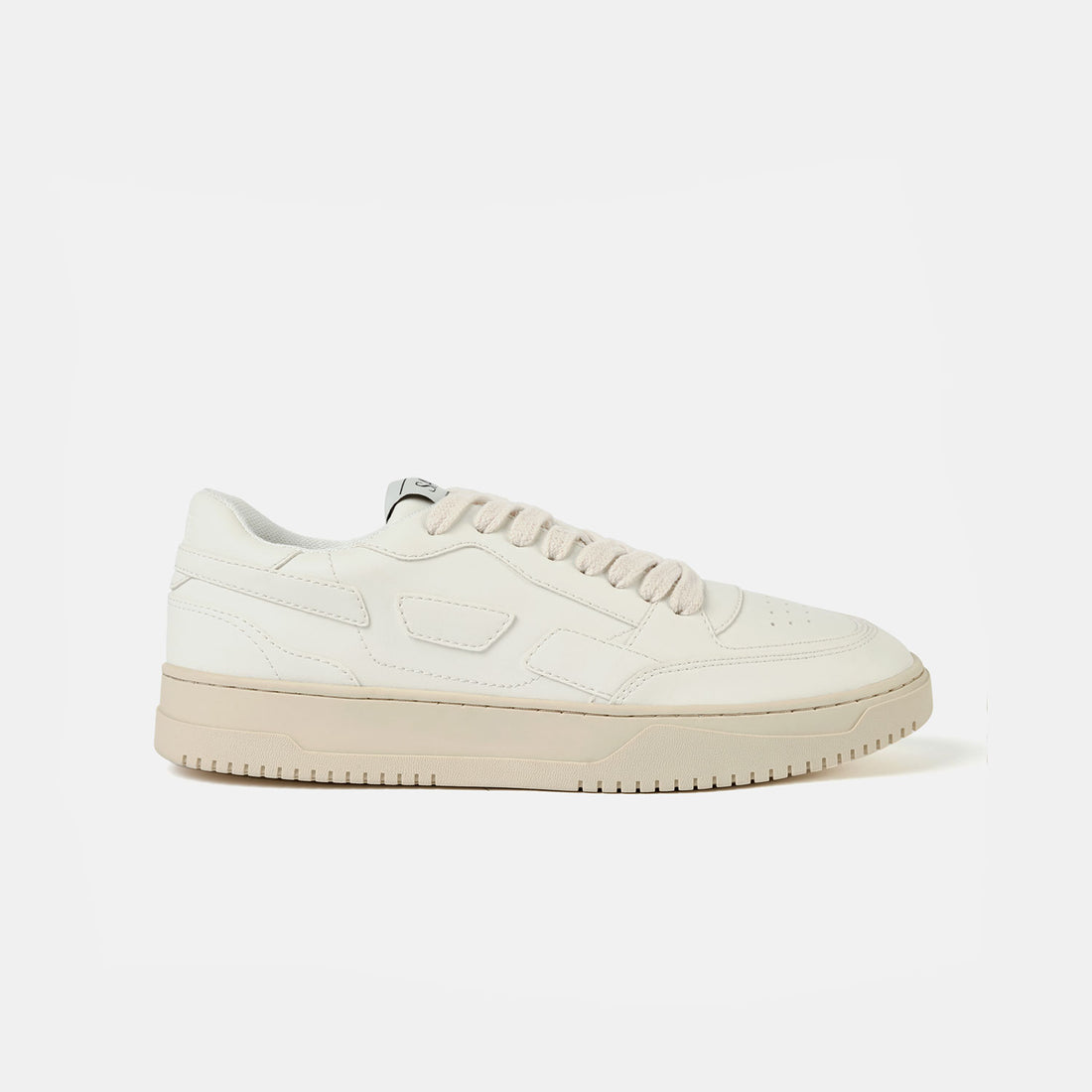 M82 Hybrid - Off-white - Vegan Sneakers - SAYE